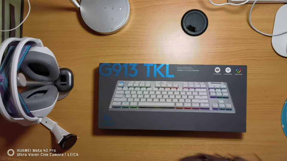 简单开箱一下罗技G913 TKL白色