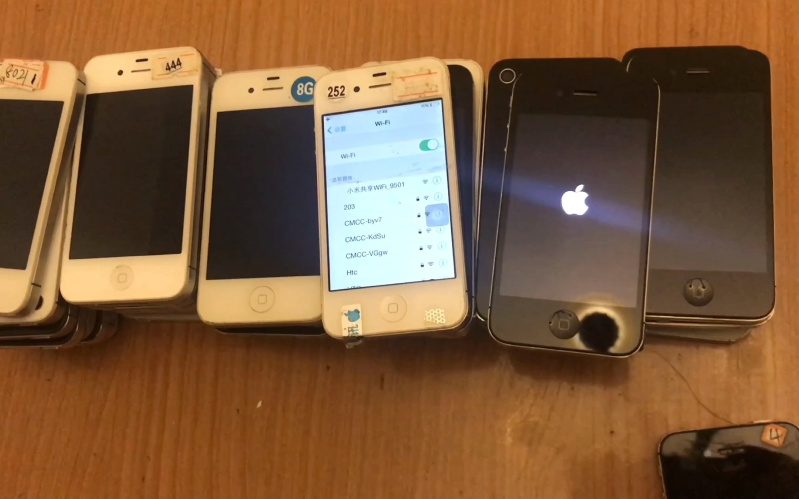 25元一部iPhone4-按斤卖的iPhone4第三波-40台iPhone4开箱