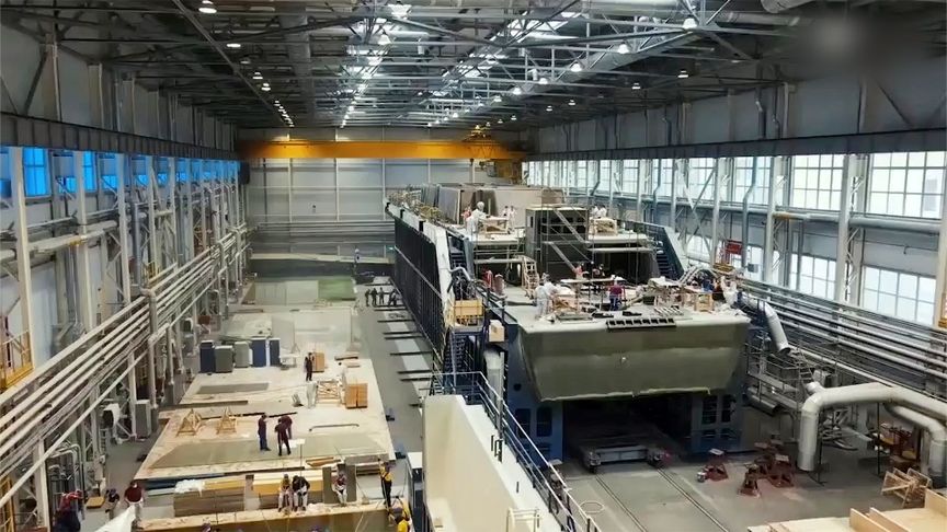 俄海军最新型扫雷舰建造过程曝光 全玻璃钢船身建造过程很独特