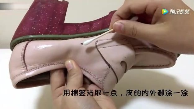 皮鞋出现掉皮现象,教你一招,修复掉皮面。