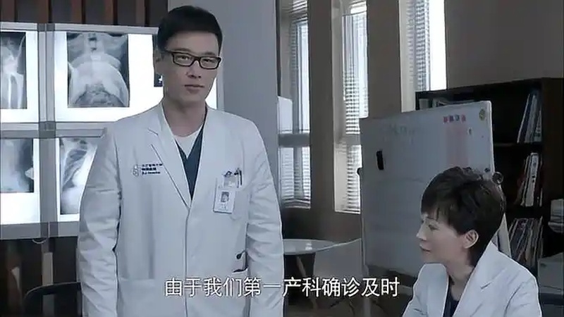 手术刀:实习医生救回病人,主治医生想抢功劳,哪料主任目睹全程