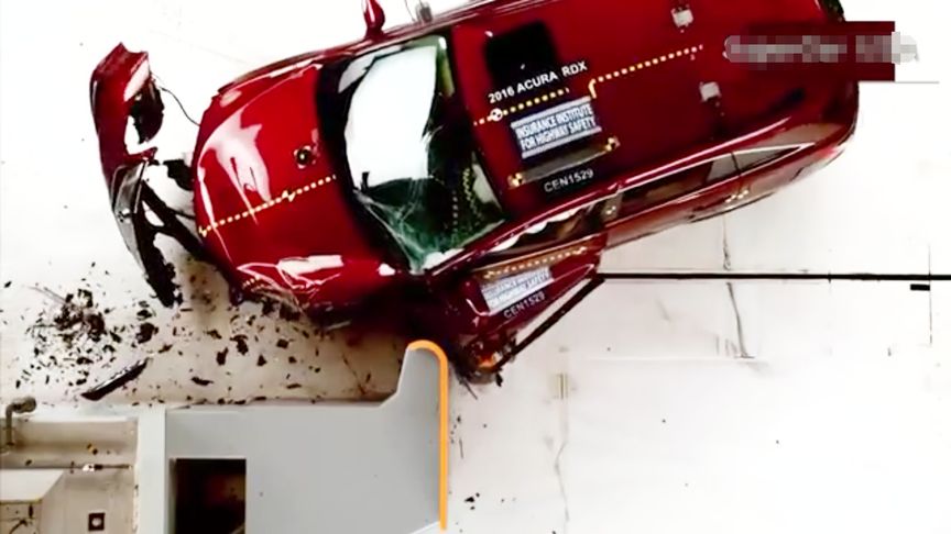 毁灭性汽车安全测试,花费数百万只为得出这一组驾驶员安全数据