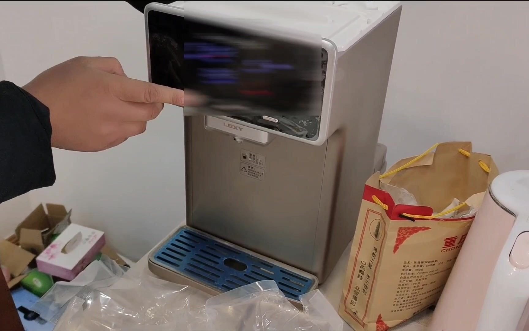 专业师傅教你换净水机滤芯