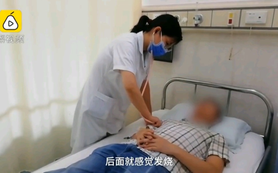 小伙和女友接吻后患热吻病,全身淋巴结肿大,医生:情侣接吻可能传染...