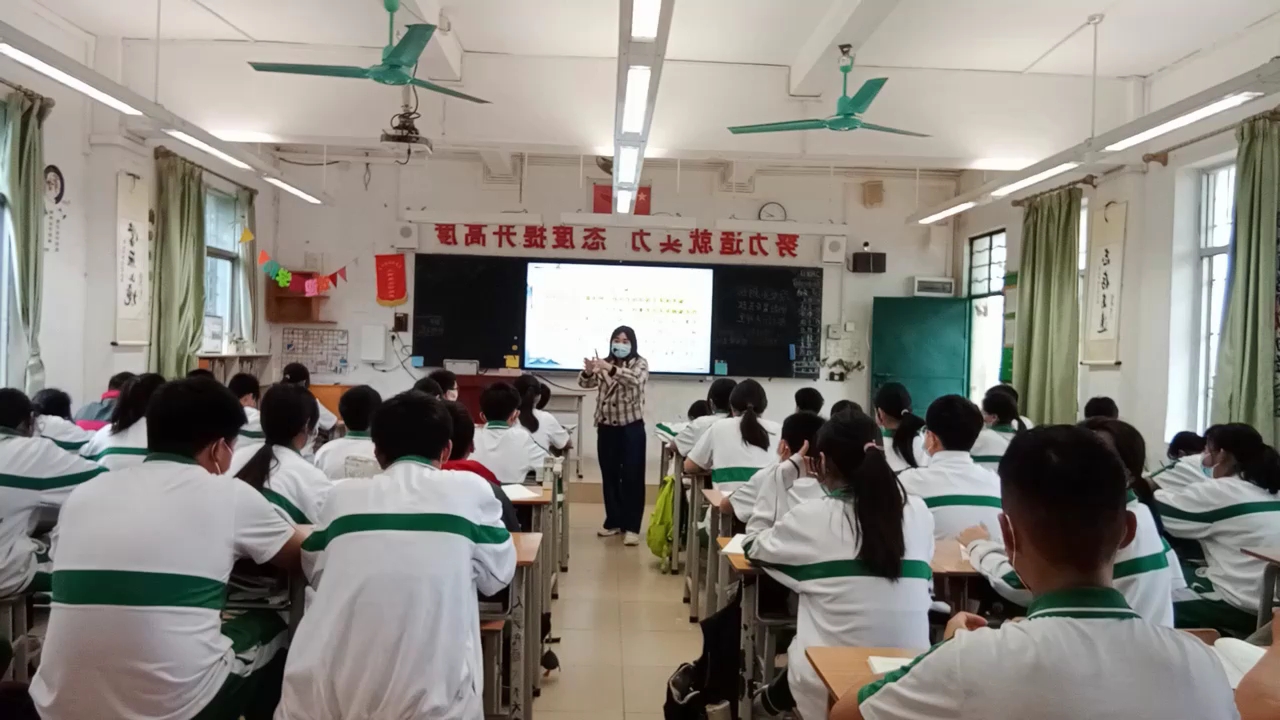 704班《孙权劝学》第一课时:读准字音和节奏,整体感知