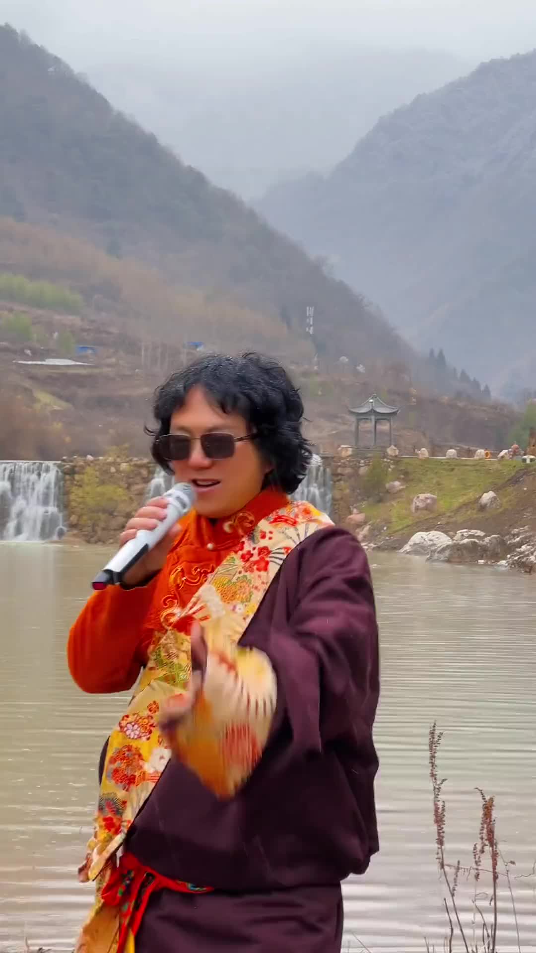 甘肃旅游推荐 国家五a级景区官鹅沟 云丹久美 旅行推荐官