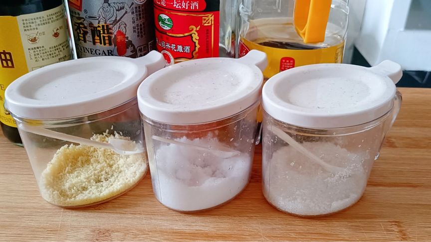烧菜的时候,最常用的几种调味品,你用对了没有