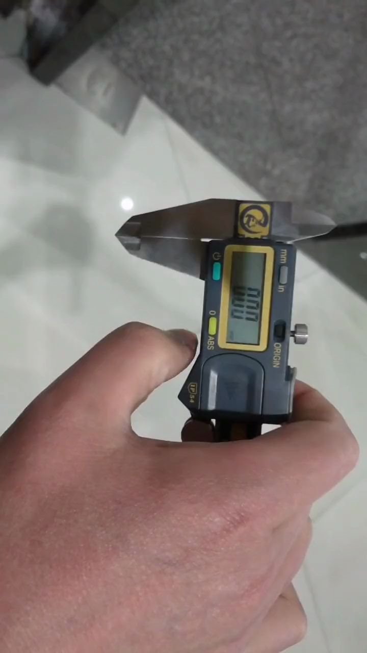 绝对原点数显卡尺的应用