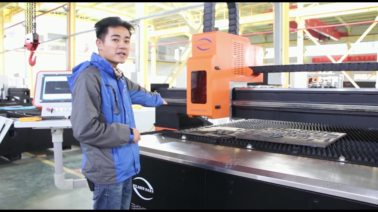 光纤激光切割机-金属激光切割机使用前注意事项