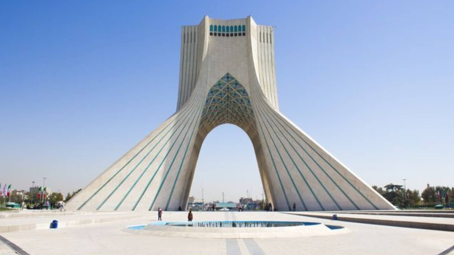 多国紧急提醒:"立即离开伊朗"