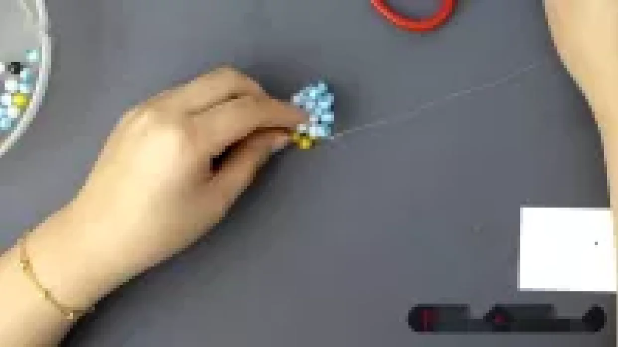 木里记串珠—diy手工串珠动物挂件企鹅视频教程