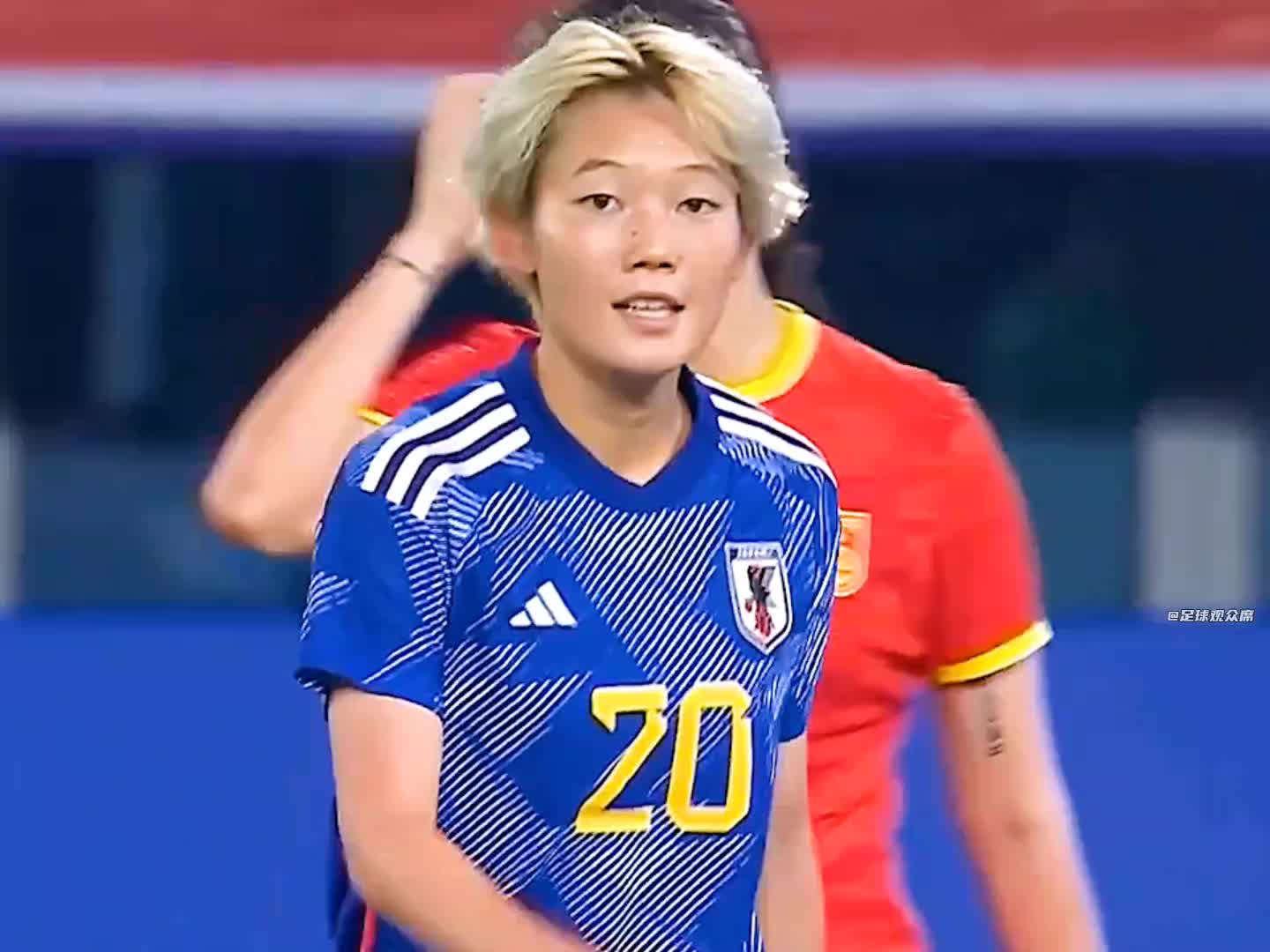 中国女足连追两球,最终3比4日本女足无缘亚运决赛#中国女足 #dou来...