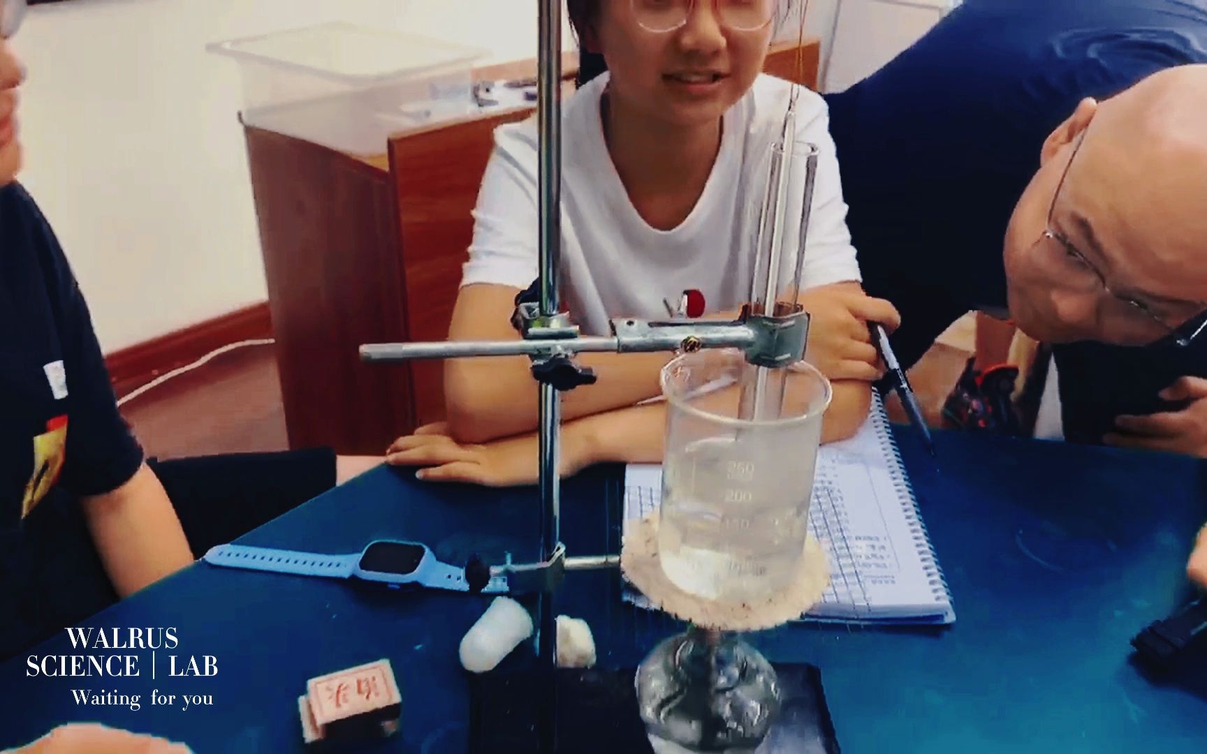 小海象科学实验— —《海波熔化》