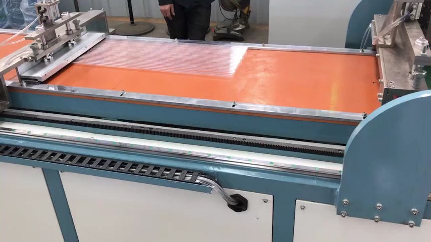 全自动玻璃管切割系统,开启玻璃管切割新时代!