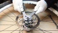 变速自行车拆卸车轮轴心结构全过程演示