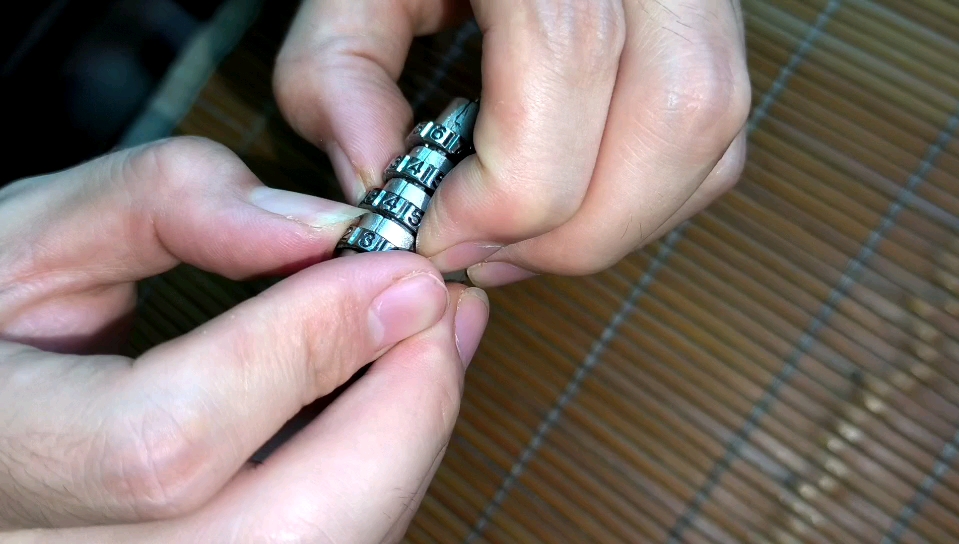 密码忘了,如何开密码锁