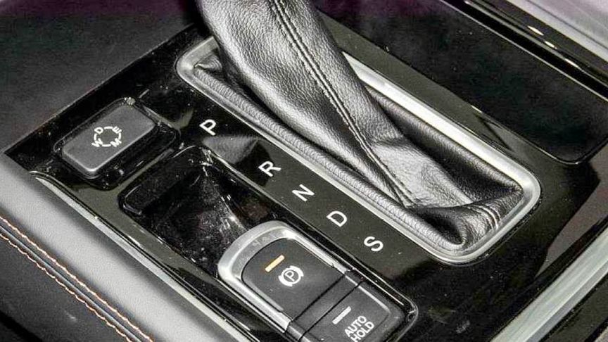 自动挡P、R、N、D、S、L、M表示什么意思?教你正确使用