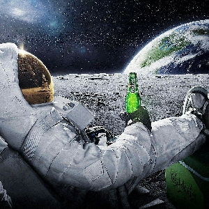 张思弦 