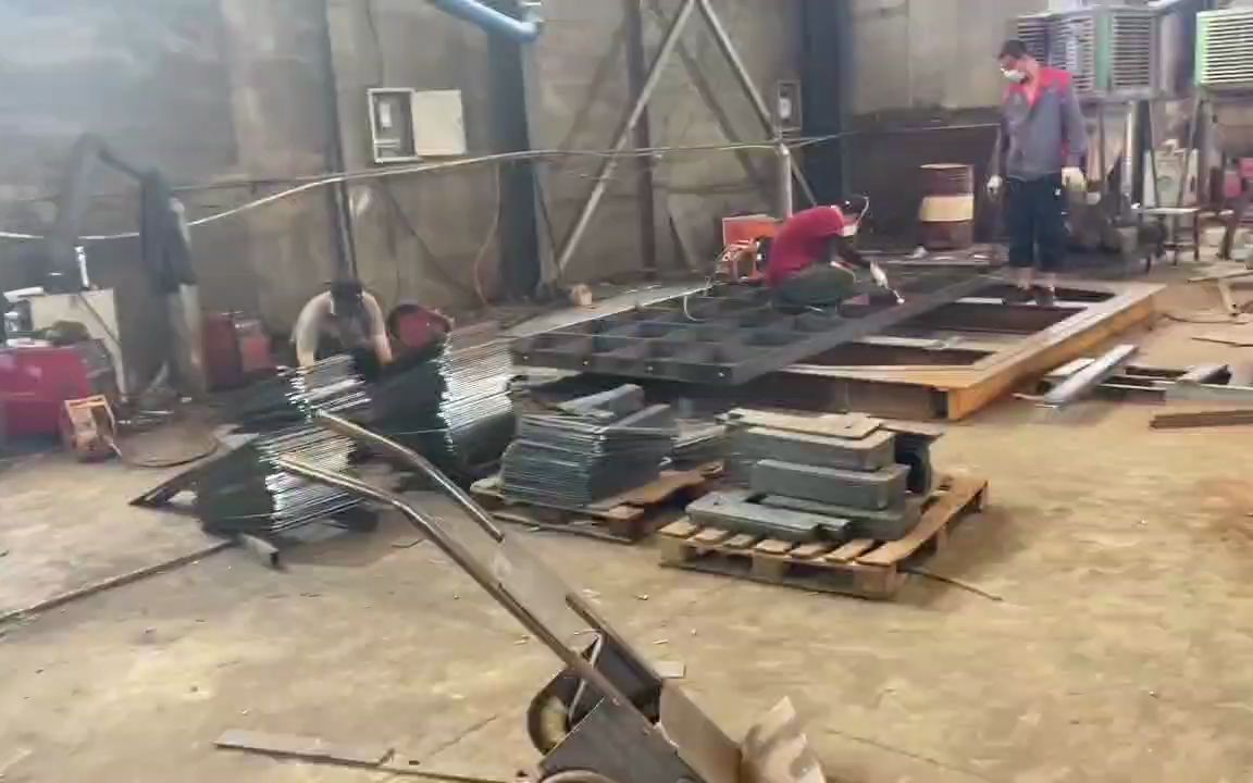 16方化粪池模具生产中