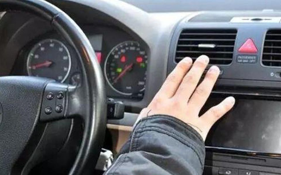 更换防冻液后暖风不热?花小钱解决大问题,自己也可以修