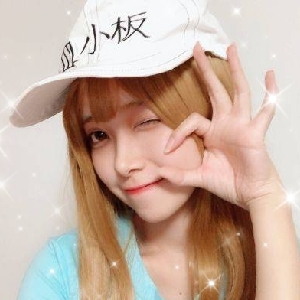 小熊喜欢久久 