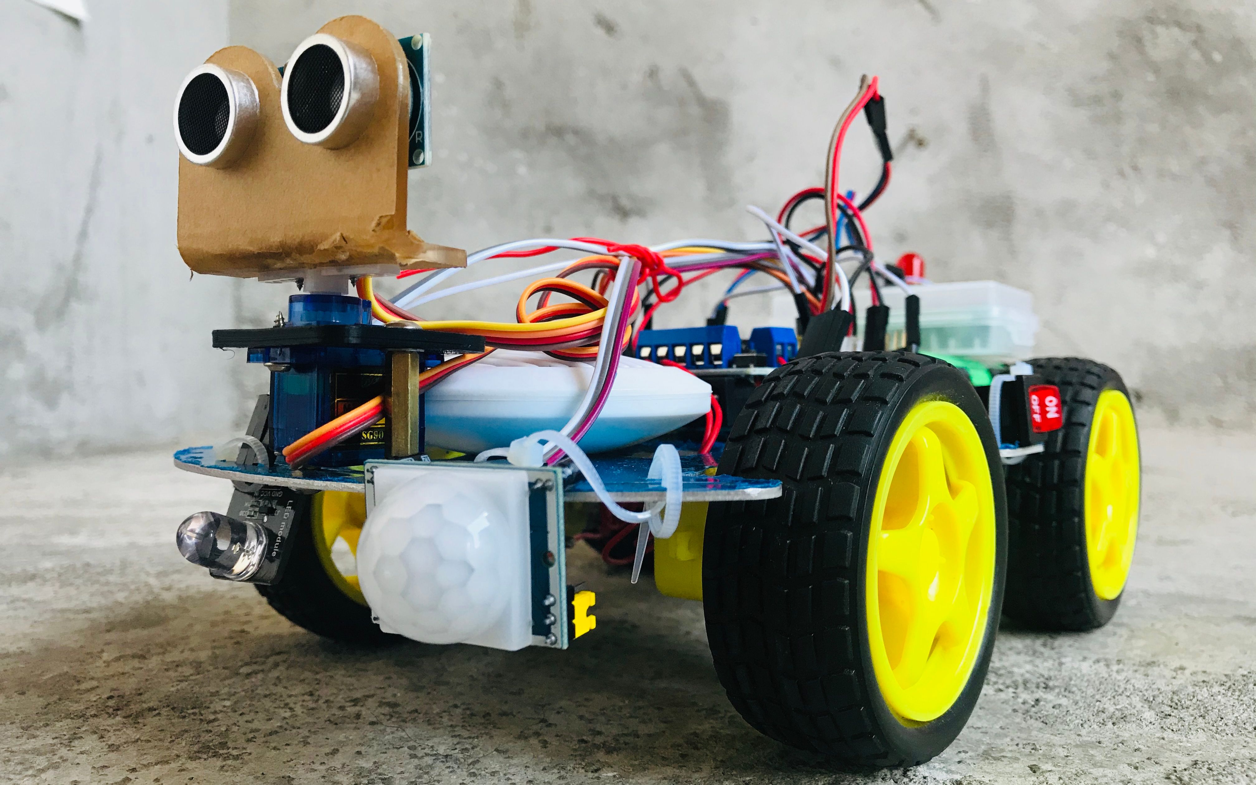 Earthquake Rescue Robot--开源硬件与快速成型结课作业