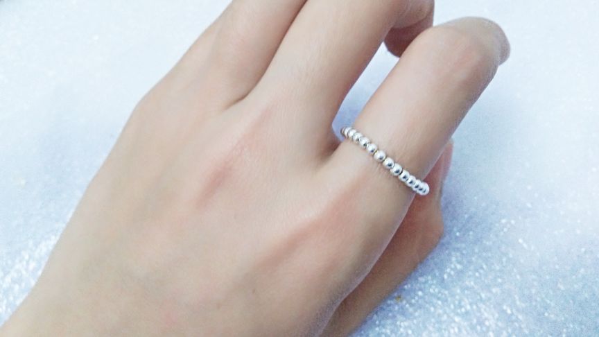 手工串珠戒指,成品可不比黄金银饰差哦,手残党的福音!超简单