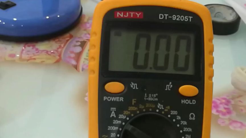 500V摇表到底电不电人?