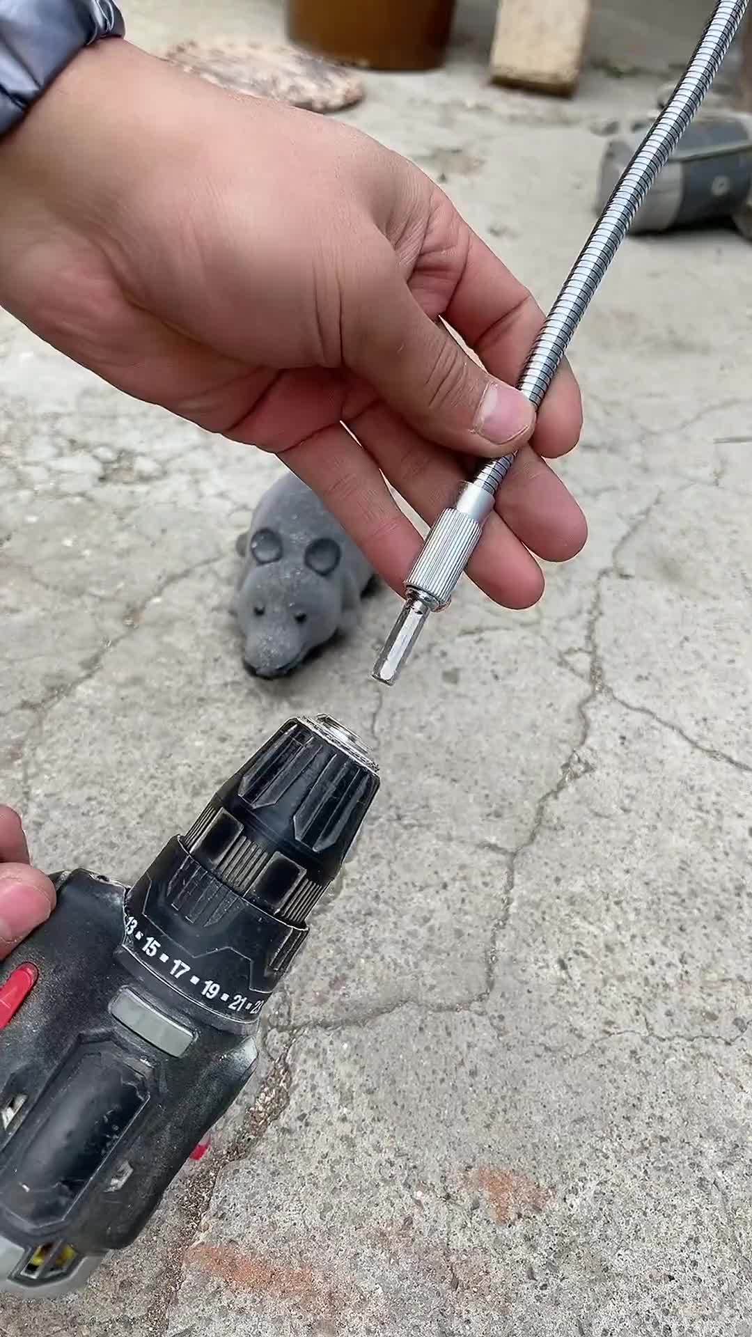 手电钻万向软轴,拆卸螺丝方便好用