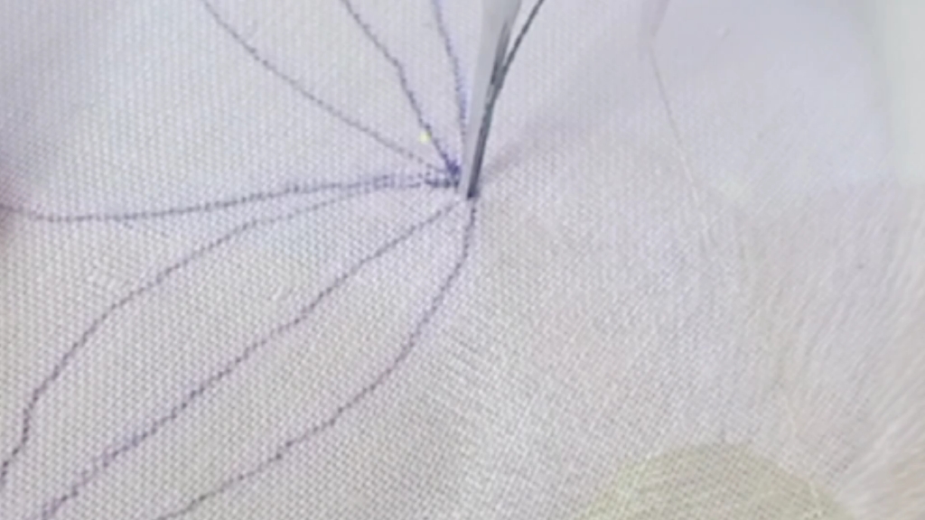 衣服刺绣小花