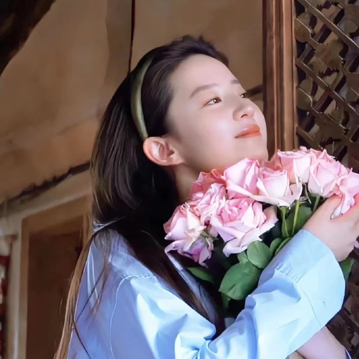 不吃香菜呀啊 