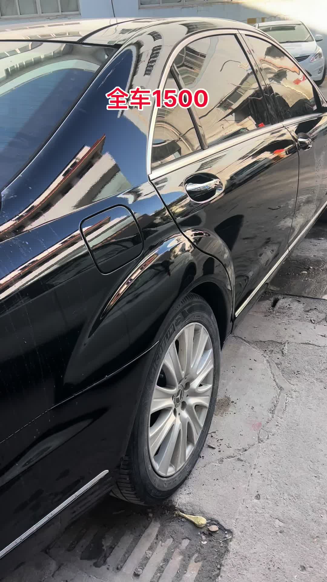 全车喷漆1500 还给你抛光 不要问效果怎么呀 嘎嘎亮 #汽车喷漆改色 #...