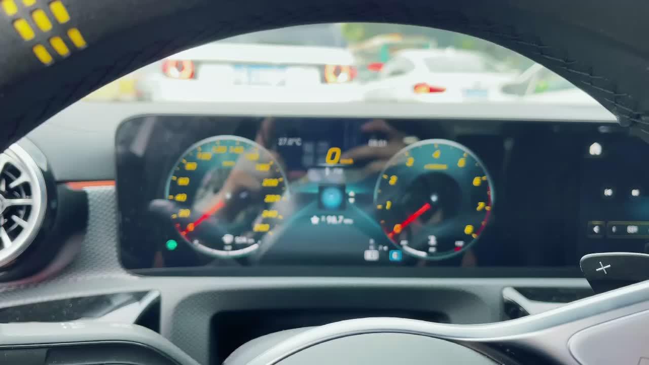 AUTOHOLD很难踩吗,看了很多车友说刹车都快踩穿了都没踩出来。...