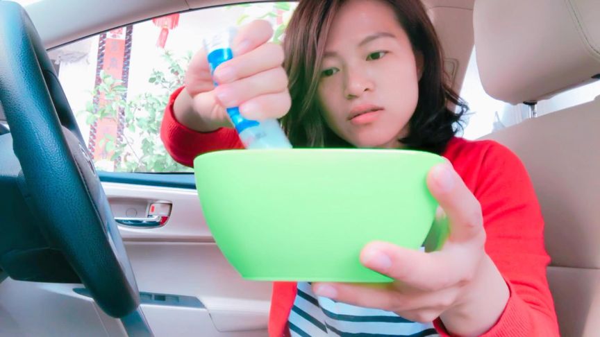 在车上也能做泥?阿栗子首次在自己的车上做无硼砂泥,能做成功吗