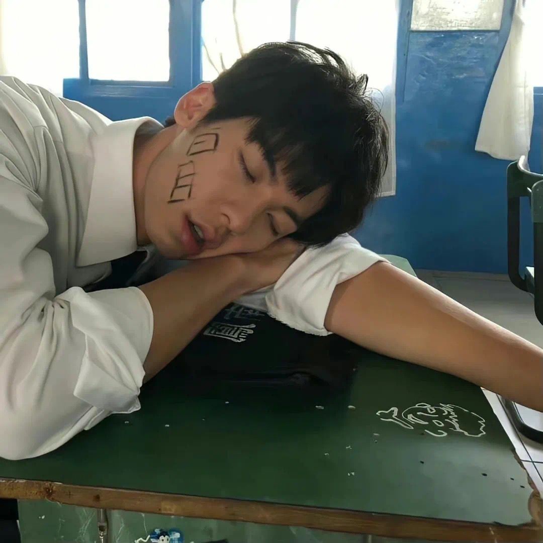 爱耍酷的非ei- 