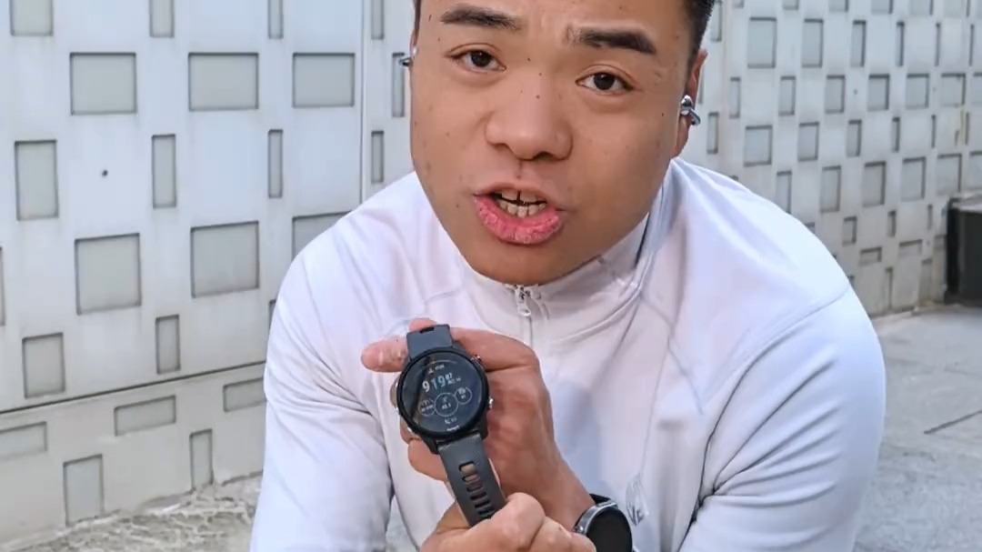 30_我为什么带两个表。跑步手表、马拉松手表、运动手表推荐#运动...