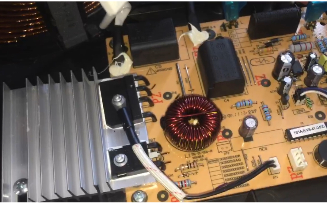 电磁炉总是烧IGBT功率管不要扔,小伙教你修好它电磁炉维修教程