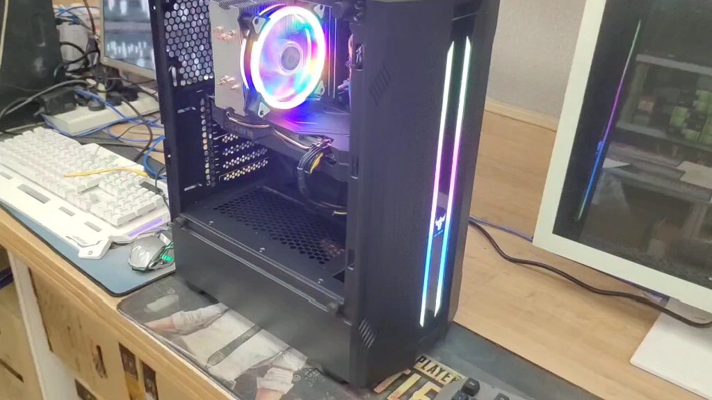 rtx2060还值得买吗?搭配i5 10400f才4700左右就可以组装一台直播吃鸡...