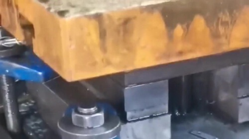 机械液压机,效率势不可挡,工人干活更轻松了!