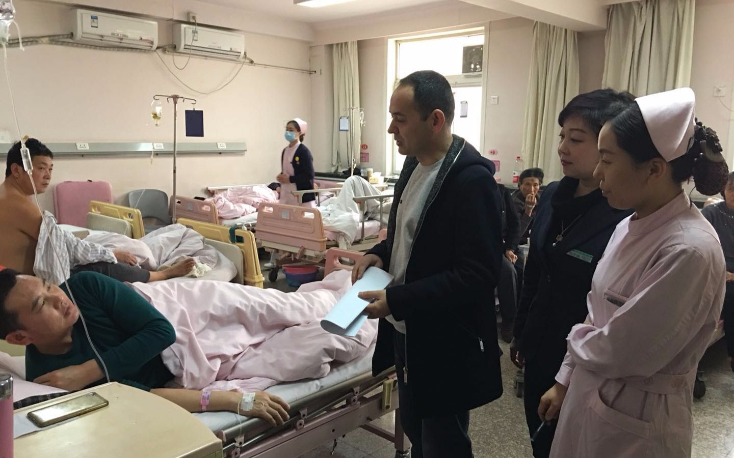 农村合疗每年交,如果每年都不用, 以前交的钱与本人还有关系吗?
