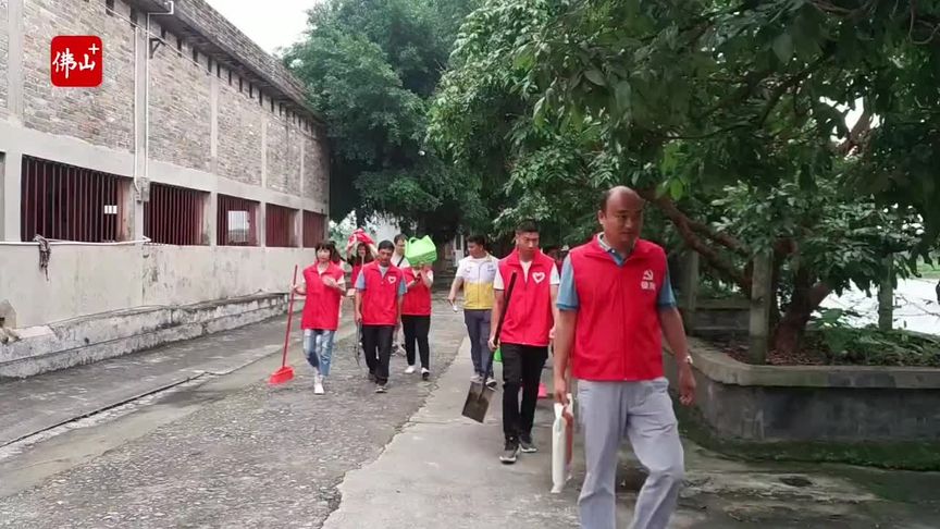 5月23日,芦苞镇开展志愿服务活动,组织镇内部分入党积极分子