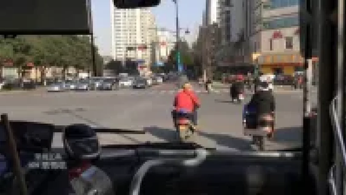 ...K9F、纯电动客车、12米大巴、售价超200万的公交车、环保零排放...