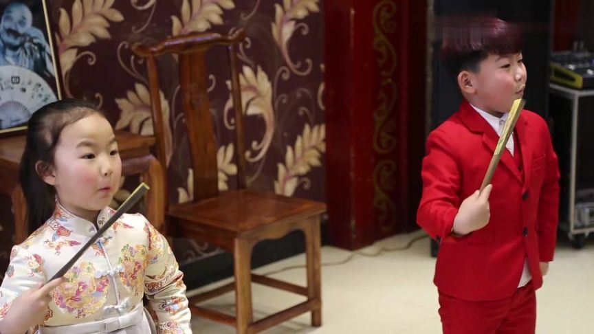 牛得草弟子张仙草喜收爱徒!魏硕硕 常宇娴演唱《李天保娶亲》~