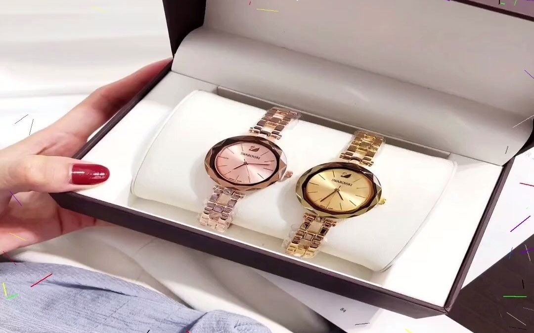 机械手表怎么清洗表带上的污渍 青岛ck手表专柜在哪个位置图片