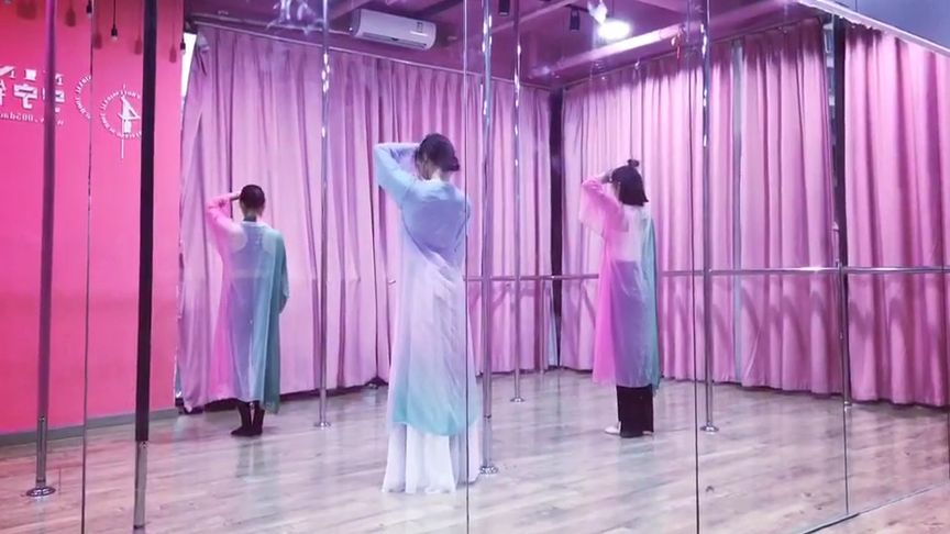 钢管舞除掉了性感的标签,还能这样跳ߘ