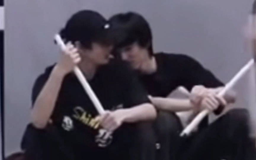 【文轩】像极了易感期闻信息素的样子