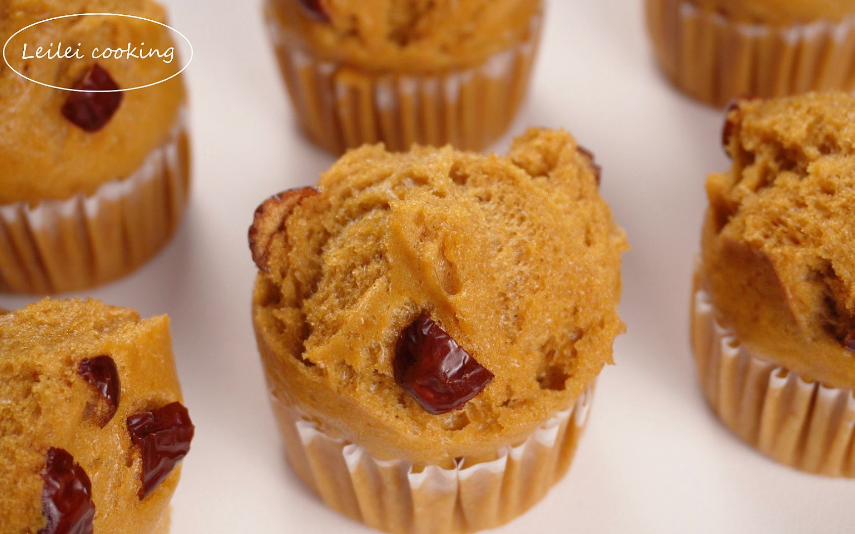 红糖发糕,完美面糊比例,好吃不粘牙,冬日美食,暖胃又暖心