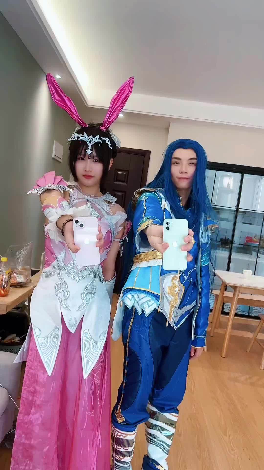 435.来和唐三小舞一起转手机,转呀转#斗罗大陆唐三小舞