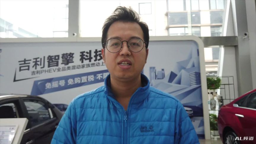 为什么有的车雨刮器竖不起来?难道是设计缺陷