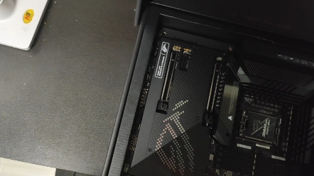 ROG MAXIMUS Z690 EXTREM开箱
